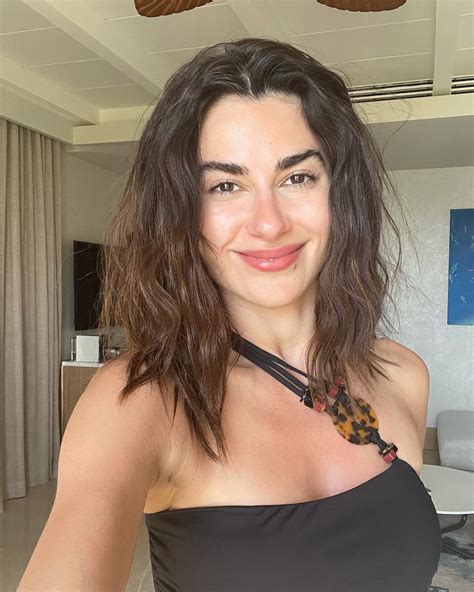 Nesrin Cavadzade R Turkishceleb