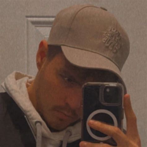 Dan Daniel Kaufman Snapchat Stories Spotlight And Lenses