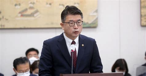 학업성취도 평가 논란교육차관 일제고사 부활 아냐