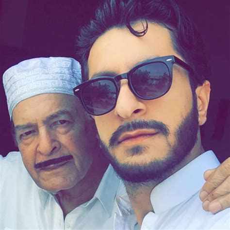 A Quick Peek In Arslan Faisals Life Reviewit Pk