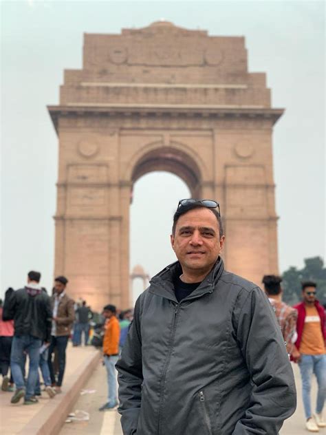 Chirantan Joshi Director E Movers