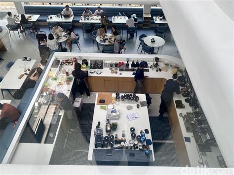 Uniknya Matcha Espresso Dan Salmon Chasuke Di Cofilab Bsd