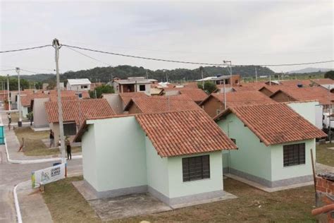 Ligado no Rio Famílias de Casimiro de Abreu recebem novas moradias