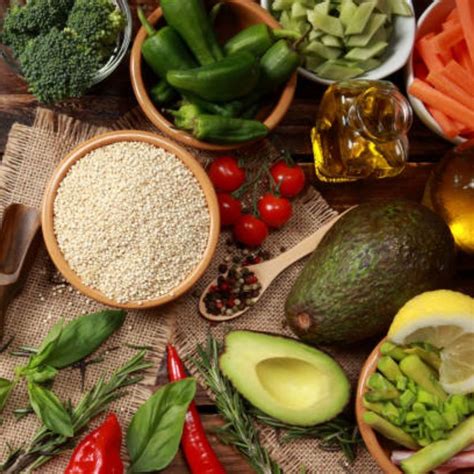 Vitamin B12 সারাদিন ক্লান্তি অনুভব করেন এই ৫ খাবারেই দূর হবে ভিটামিন
