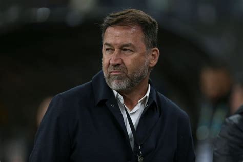 Corinthians Sofre Bloqueio Milionário Por Dívida Com Empresário