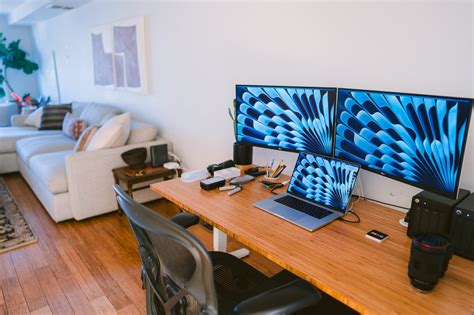 Dual Displays Creative Directors Home Office