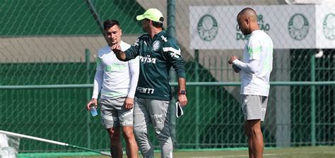 Abel Vai Escalar Time Misto Para Jogo Entre Palmeiras E Fluminense