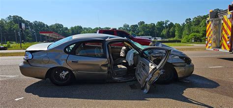 Mvc On Highway 61 South Vicksburg Daily News