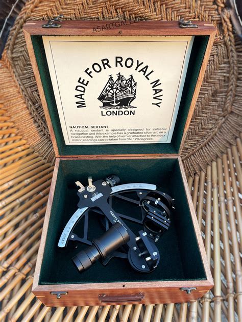 Tamaya Nautical Sextant 1712 I With Wooden Box I Black Vintage