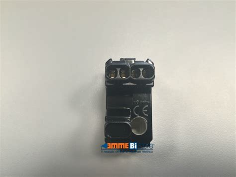 Che Differenza Ce Tra Un Interruttore Un Deviatore Un Invertitore E Un Pulsante Il Blog Del