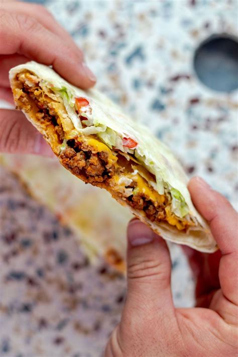 Crunchwrap Supreme Recipe Quick Easy Meals Crunch Wrap Supreme
