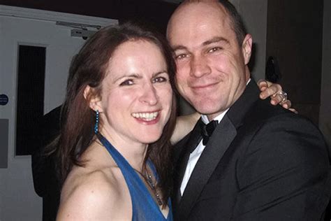 Soldier Accused Of Sabotaging Wifes Parachute Invited Lover To Be