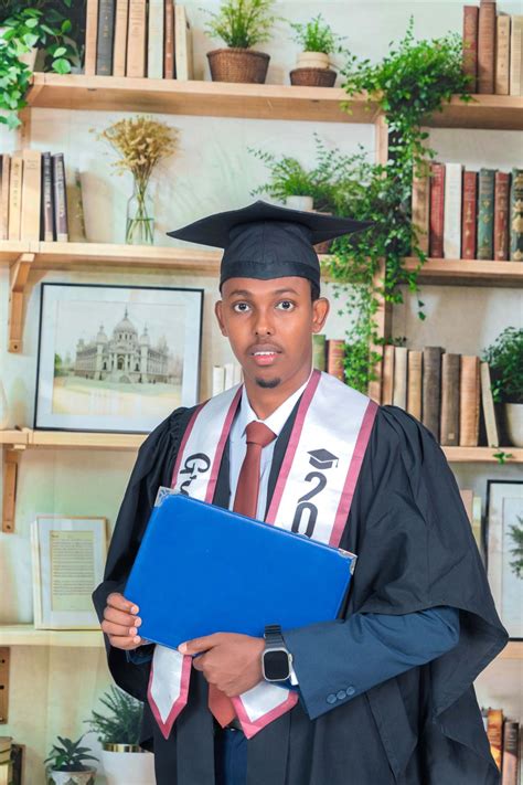 Abdiaziz Mohamed Adam On Linkedin Graduation Simaduniversity