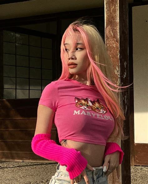 Pin By Sasuke💜🖤 On The Xo Team Fashion Women High Fashion