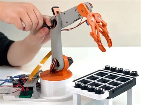 Robotic Arm Remixed By Zirox Makerworld