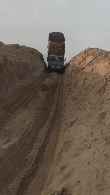 هدف ما رضایت شما هم وطنان عزیز می باشد بنام خالق توانا انتقال اموال تجارتی شما به نازل ترین