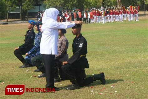Pembaretan Siswa Sma Taruna Berikut Pesan Gubernur Jatim Times Indonesia