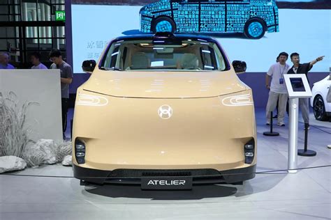 【合创v09图片 汽车图片大全】 易车