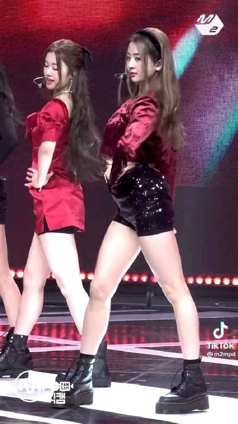 Le Sserafim Yunjin Fancam K Pop Music Punk Kpop