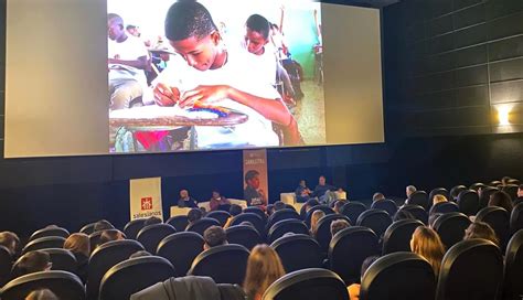 Canillitas Sacude Conciencias En Linares El Nuevo Observador