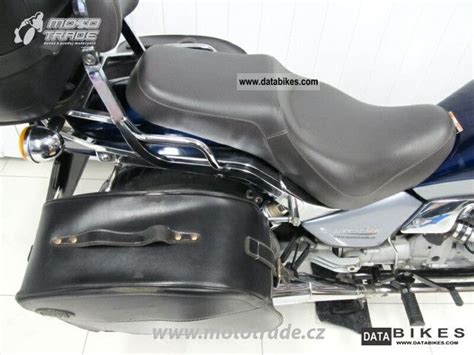 Moto Guzzi Nevada