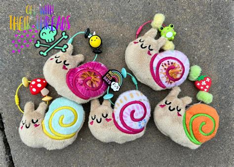Digital Download Applique Snail Squishy Key Chain Off With Their Threads
