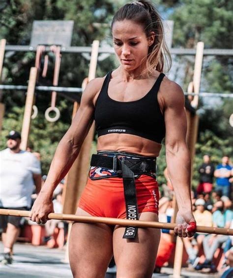 Eva Mostaert Scrolller