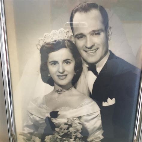 Том Ханкс Тъстът ми избягал от България за да чете книги Lifedirbg