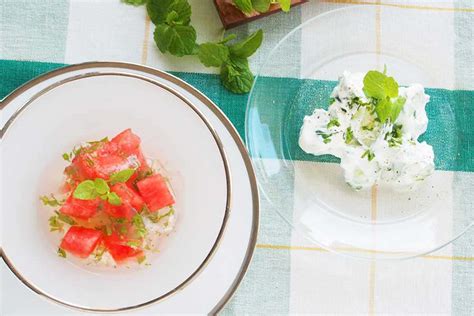 ミントを食卓に 今が旬のキュウリやスイカと相性抜群 ハーブティーだけではない料理活用レシピ Hint Pot