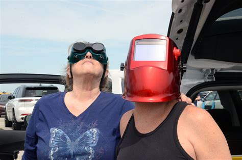 A Scene From The Eclipse The Press