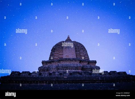 Bagan Vacation Hi Res Stock Photography And Images Alamy