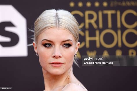 Sarah Jones Attends The 27th Annual Critics Choice Awards At Fairmont