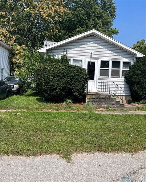 103 E North St Liberty Center Oh 43532 Zillow