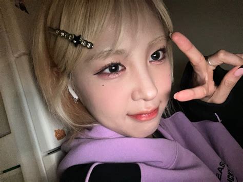 더쿠 Pixy 로라 최근 셀카 모음