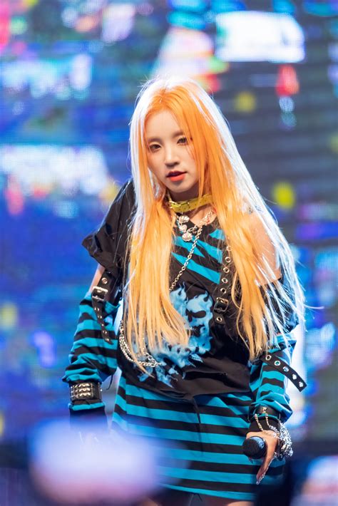 221005 Gi Dle Yuqi Kpopping