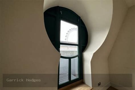 香港樓宇物業租買 海外 At 海外物業出租 海外物業出售 海外住宅放盤 海外搵樓租樓 海外住宅物業 海外工商物業 海外地產