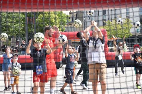 Chartres Le Foot Truck De La Ligue Centre Val De Loire De Football