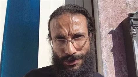 Nuda Per Strada Per Ordine Del Santone Scoperta Setta In Salento