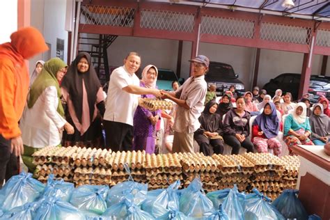250 WARGA KURANG MAMPU DAPAT BANTUAN DARI YAYASAN JALINAN KASIH BU