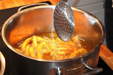 Resep Singkong Keju Renyah Untuk Teman Ngeteh Sore Yang Enak