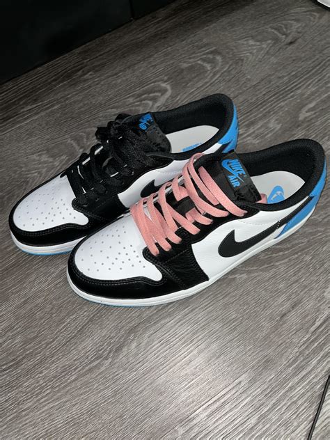 Need Help Picking Laces Black Pink Blue Rsnkrs