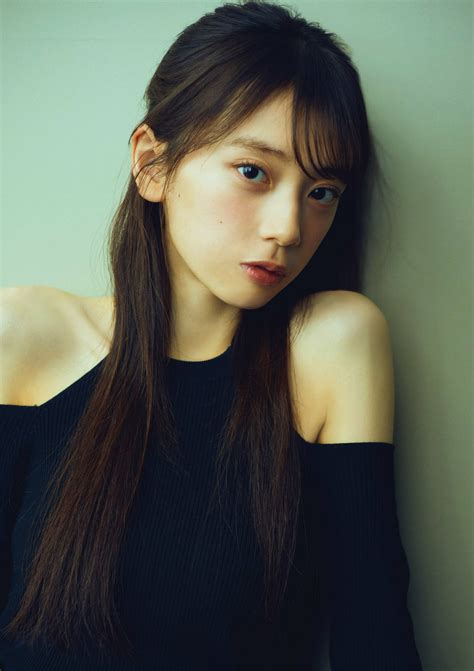 더쿠 오늘 발매하는 Bubka 2025년 7월호 야다 모에카 표지와 사진