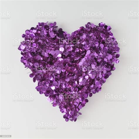 밝은 배경에 보라색 반짝이 하트 모양에 의하여 이루어져 있다 플랫이 하다 사랑 개념입니다 0명에 대한 스톡 사진 및 기타 이미지