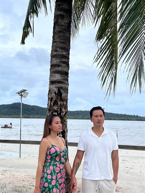 កូន២ហើយ ប្តីប្រពន្ធ សារ៉ាយ សក្ខណា នៅតែក្មេងដូចកម្លោះក្រមុំ មិនខ្ចីចាស់
