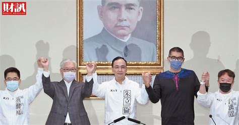「政治精算師」變身「勝選黨主席」：朱立倫聲勢急拉，成為侯、郭爭大位不能輕忽的關鍵角色 Tnl The News Lens 關鍵評論網
