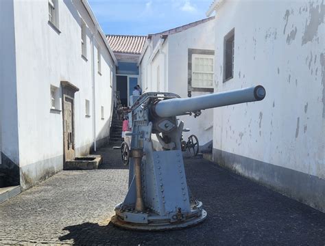 Peça de artilharia naval inglesa 1942 Núcleo de História Militar