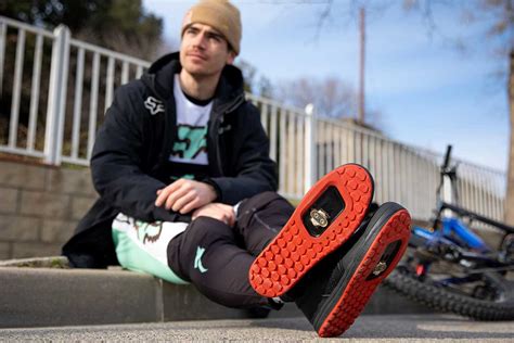 Review New Specialized 2fo Dh Mtb Shoes Stick The Landing Bikerumor