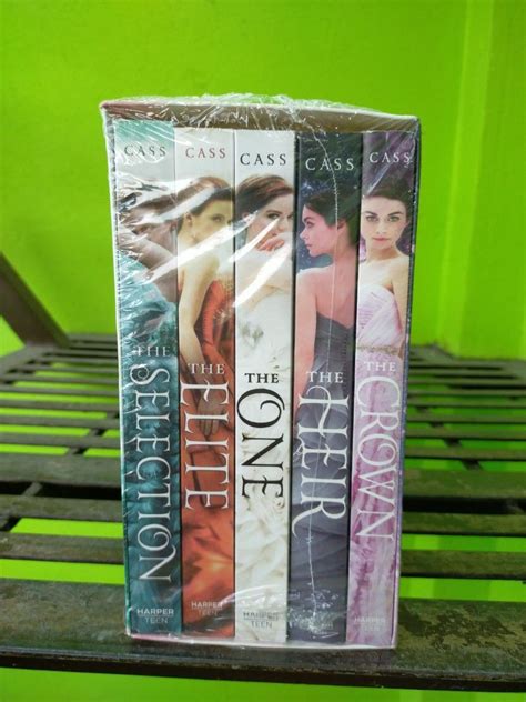Selection Series Box Set By Kiera Cass Hobbies And Toys Books