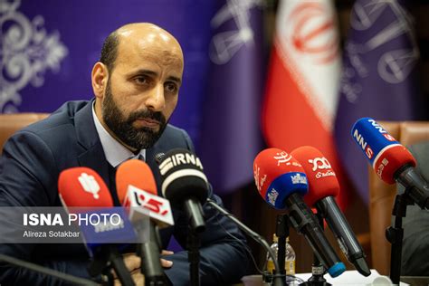کاهش سرویس‌دهی و افزایش قیمت تاکسی‌های اینترنتی تخلف است ایسنا