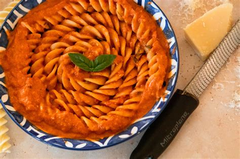 Giant Fusilli A La Vodka The Fancy Pants Kitchen